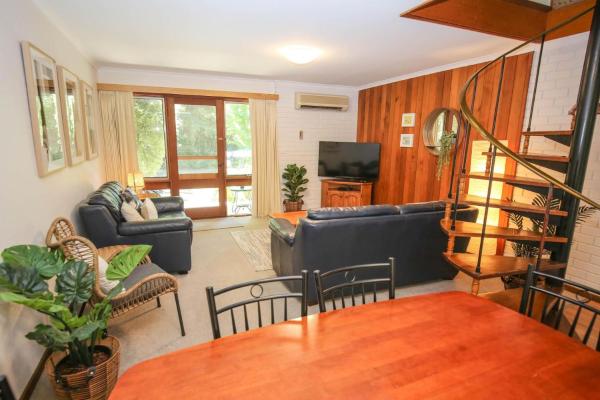 Cedar Holiday Units - Apartment 3 - Gippsland