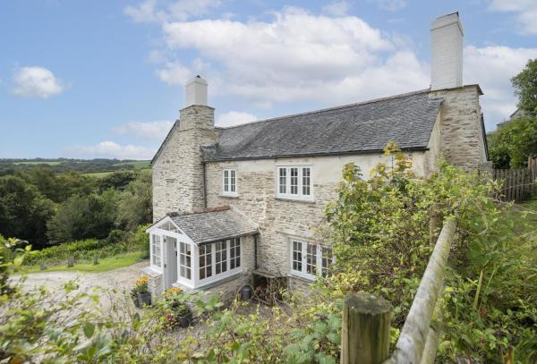 The Old Farmhouse - Polperro