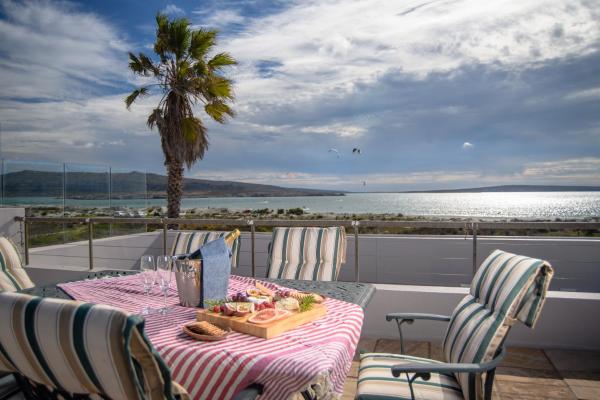 Sensiri Orca Beach Villa - Langebaan