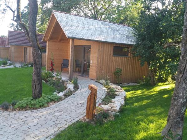 Feriengarten Mit Schlafhütten - Hilpoltstein