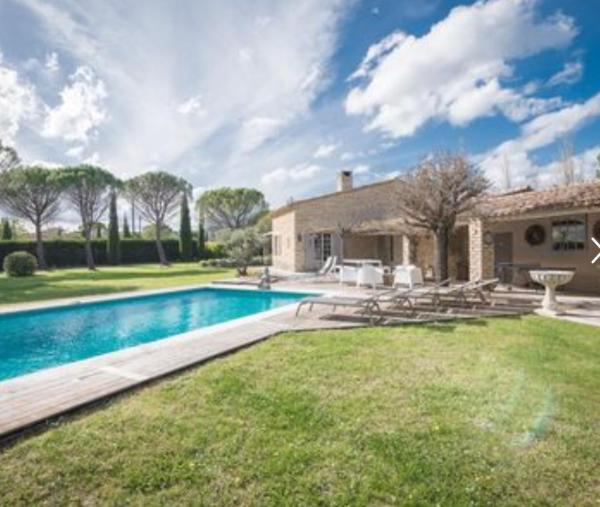 Villa Avec Piscine à Gordes, En Provence - Gordes