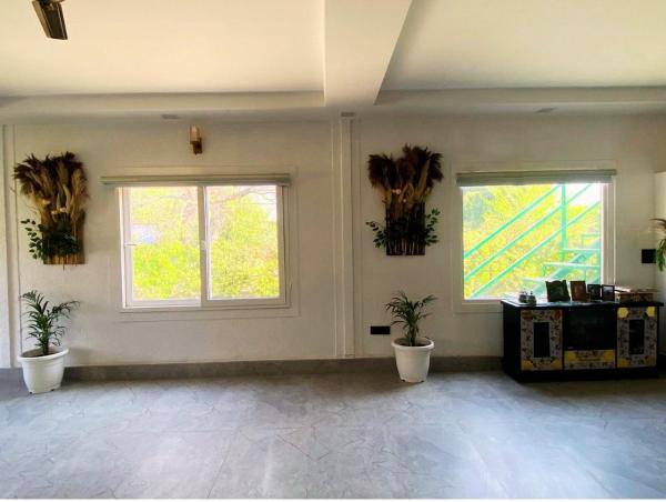 X-plosiv Farm - Noida
