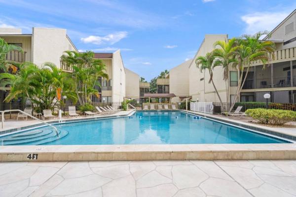 Bay Oaks C Ground Floor - Venice, FL