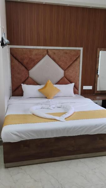 Hotel Dev Vanshi Palace - Varanasi