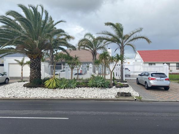 Delash Pine Villa - Cape Town
