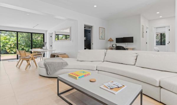 Casa Siesta- Hot Tub Home Gym And Modern Design - Miami