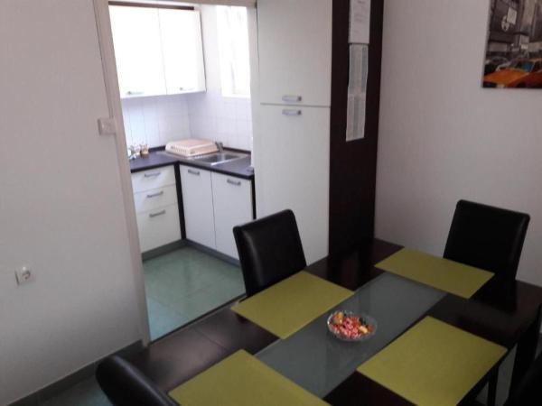 Apartments Amalia - Two Bedroom Apartment With Terrace - Zadar