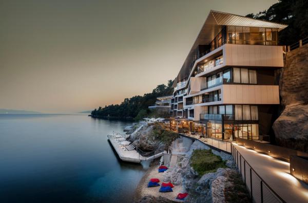 Boutique & Design Hotel Navis - Small Luxury Hotels Of The World - Opatija