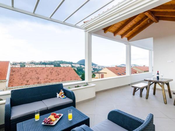 Miracle Apartments - Studio Apartment With Terrace And City View - Ragusa