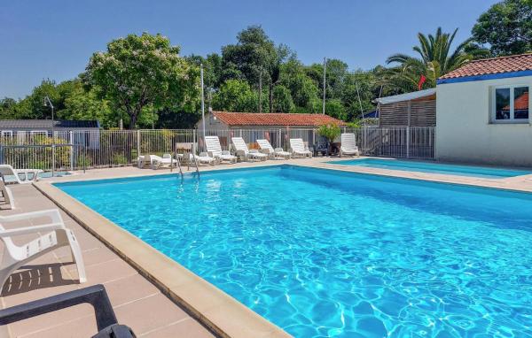 Stunning Stacaravan - Le Verdon-sur-Mer
