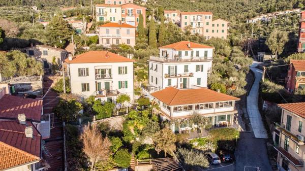 Miramaretellaro - Marina di Massa