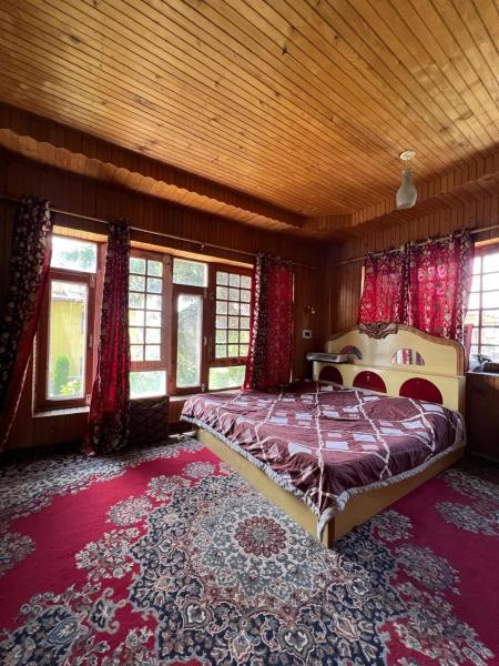 Bluebird Retreat - Srinagar