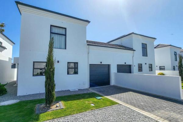 10 Seaview Close, Shelley Point - Saint Helena Bay