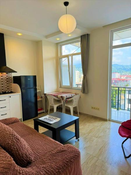 Apartment Lela By The Sea - 2 Rooms - Batumi