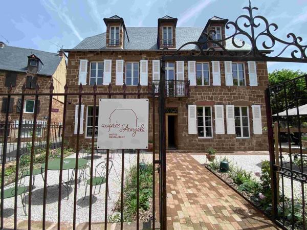 Hôtel Restaurant Auprès D'angèle - Conques