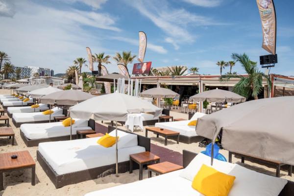 Plaja D En Bossa 4 Bedroom Suite With Pool, Sea View & Only 8mins Drive To Airport - Ibiza