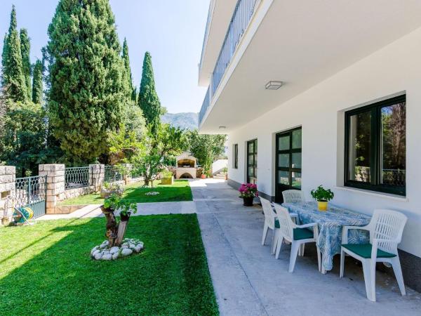 Apartments Garden - One-bedroom Apartment With Terrace 2 Adults - Cavtat