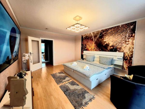 2- Zimmer, 4pers, Direkt Neben Einkaufszentrum, Hbf - Oberhausen