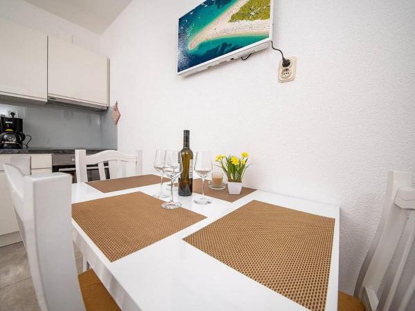 Apartments Magdalena - Standard Apartment With Terrace And Sea View A2 - Bol