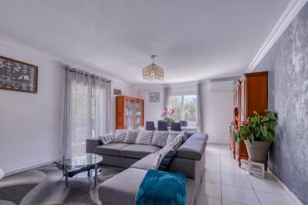 Le Bonheur D'accueillir - Apt De 120 M2 Avec Jardin - Nans-les-Pins
