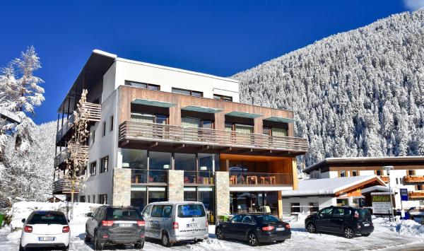 Bed & Breakfast Hotel Nives - Alpen