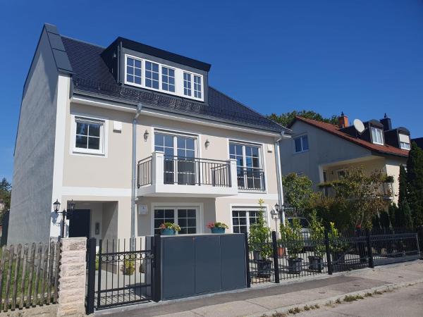Exklusive Neubau Dachterrassenwohnung Mit Wohnungslift In Vierfamilienvilla - Starnberg