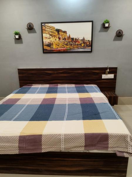 Saigal House - Varanasi