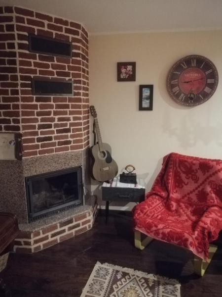 Casa - Comuna Sâmbăta de Sus