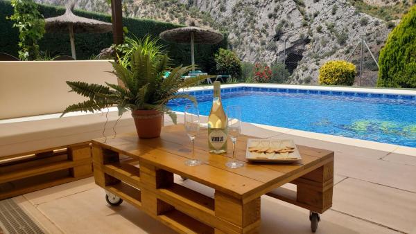 Eco Hotel Cueva Del Gato - Montecorto