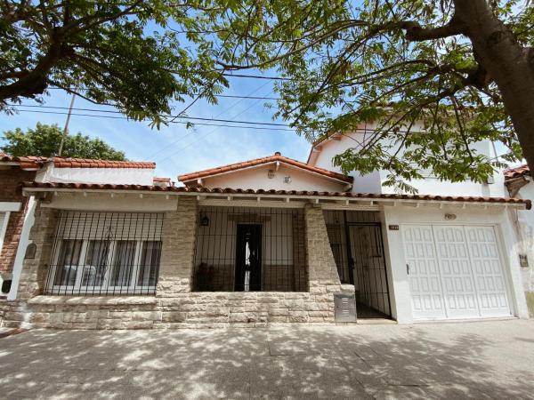 Tradicional Casa En Miramar Hola Sur - Miramar