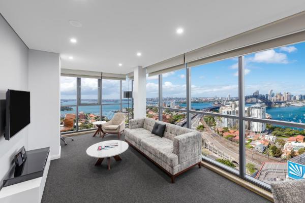 Meriton Suites North Sydney - Lane Cove