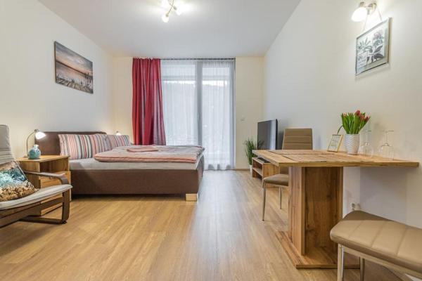 Flat With Bathtub & Balcony, Only 12min Centrum, 200mb Wifi - Prague