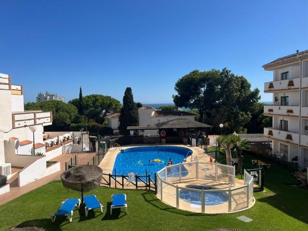 Crown Apartments With Sea View - Sitio de Calahonda