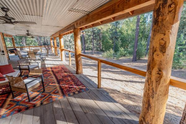 Peppermint Falls Ranch - Camp Nelson, CA