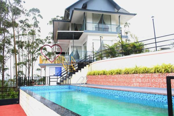 Paadi Holidays Ramakkalmedu - Idukki