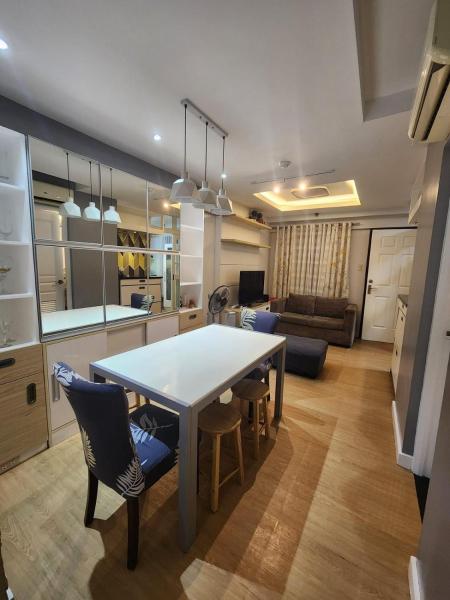 Accolade Place - Dmci - Quezon City