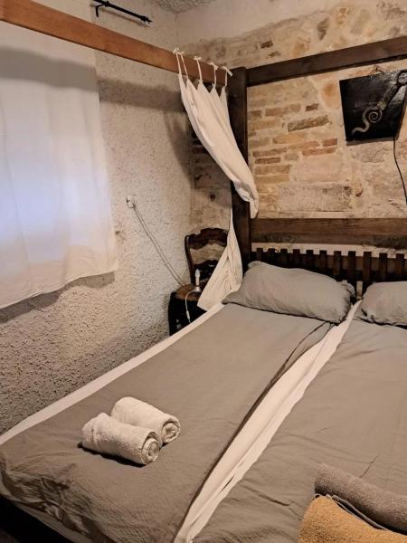 Comfortable Apartment In Betina, Terrace, 55 M², Air-conditioned - Murter