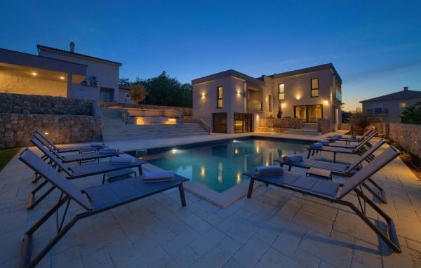 Stunning Home In Vrh With Sauna - Krk, Hırvatistan