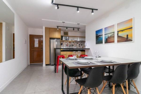 Pe0083 - Recem Reformado 2 Dorms Piscina 2vagas Garagem Ao Lado Do Allianz Parque - São Paulo