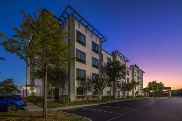 Best Western Plus Lackland Hotel And Suites. - Lackland AFB, TX