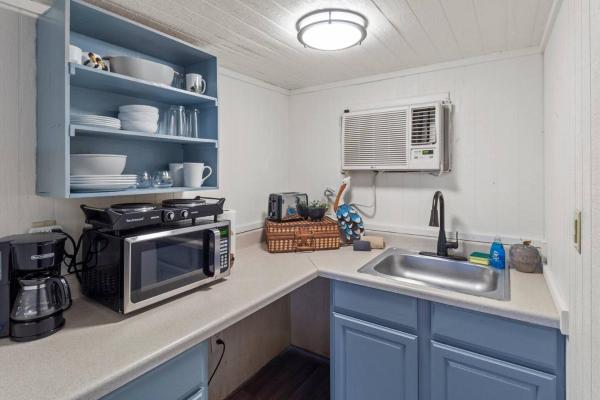 Pelican's Nest, Caddo Lake Cabins, With Kayaks - Caddo lake