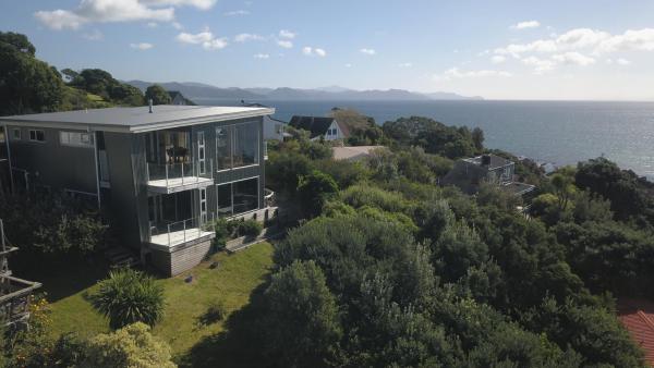 The Wow House - Whitianga