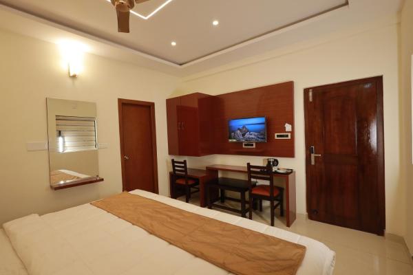 Swami Prasad Paradise Hotel - 果達古縣