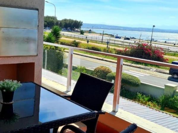 97 De Bakke Terrace - Mossel Bay