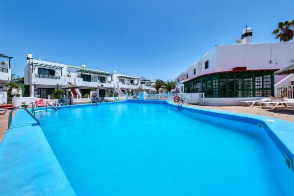 Apartment La Vela Azul -Pool & Tennis - Free Ac &Good Wifi- Smart Tv - Lanzarote
