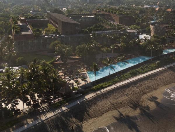 Potato Head Suites & Studios - Kuta