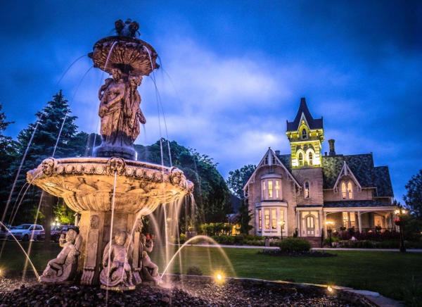 Elm Hurst Inn & Spa - Woodstock