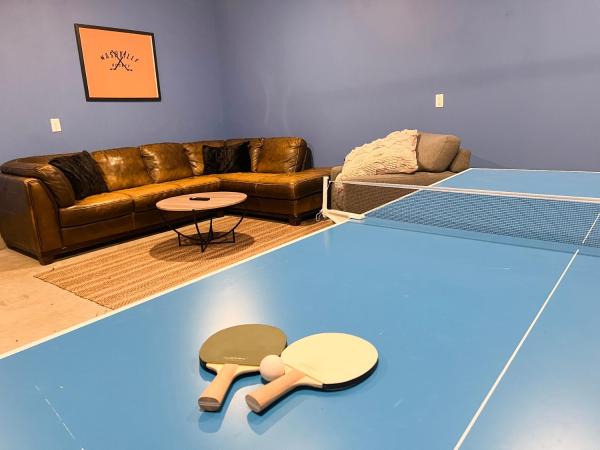 5 Min To Broadway Game & Ping-pong Parking - Nashville Shores, Hermitage