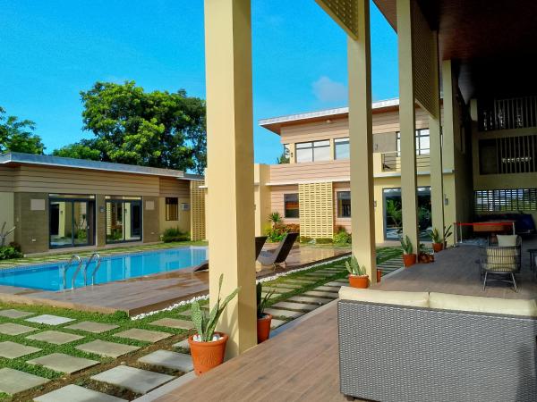 Cristina's Holiday Home - Tagaytay