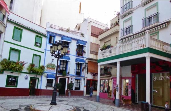 Amelia De Mar Parking - Almuñécar